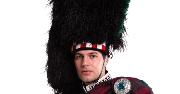 Piper Feather Bonnet